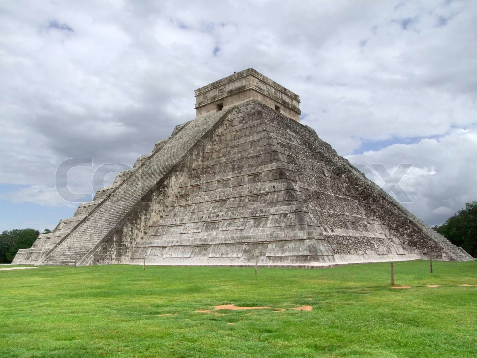El Castillo in Chichen Itza | Stock image | Colourbox