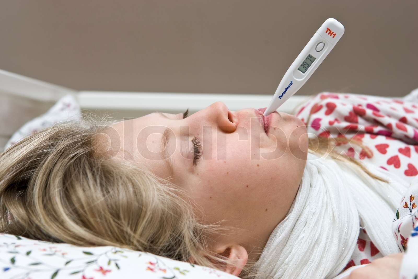 krank, erkrankung, grippe | Stock Bild | Colourbox