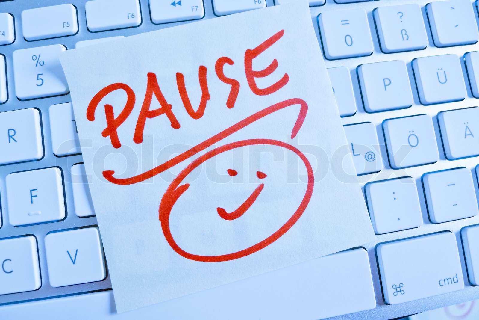 note on computer keyboard: pause | Stock image | Colourbox