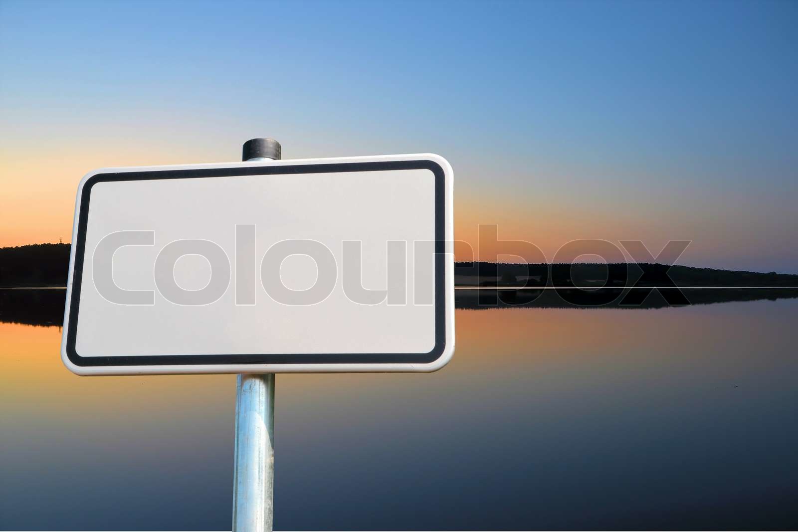 leeres Schild | Stock Bild | Colourbox