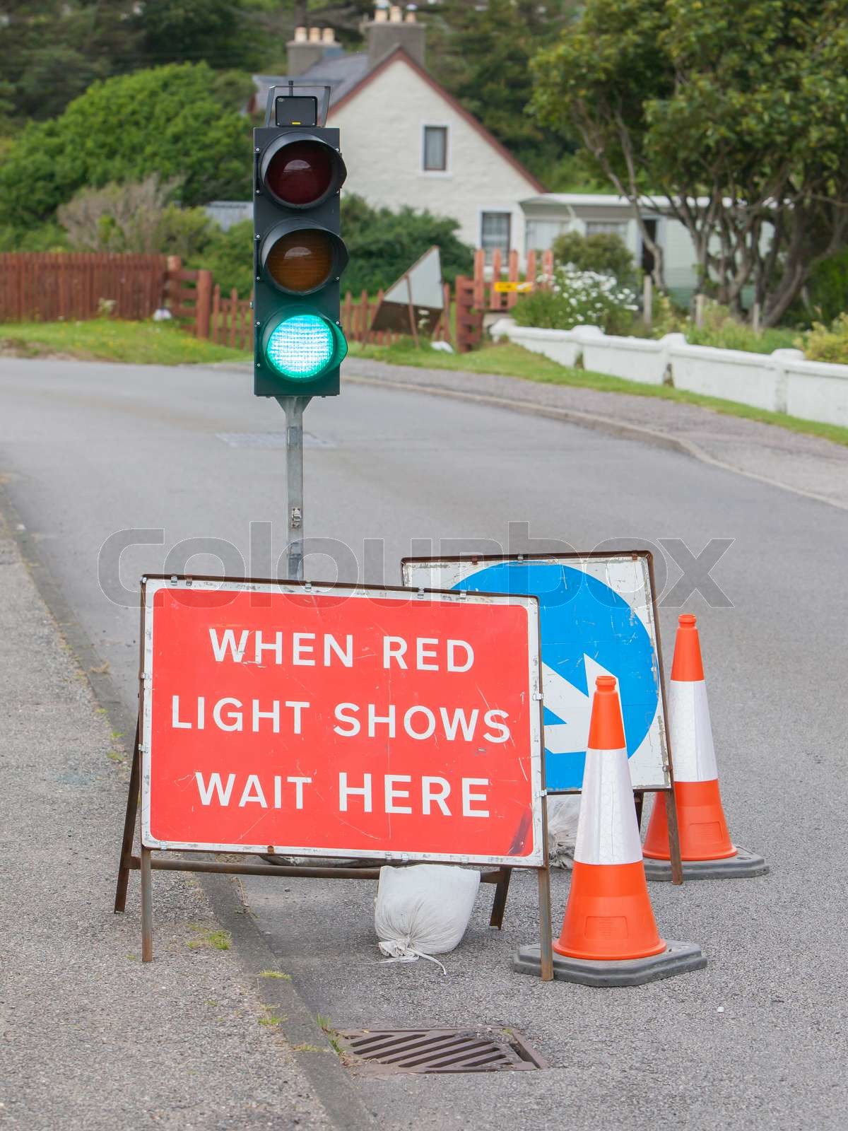 Emergency traffic light with sign | Stock image | Colourbox