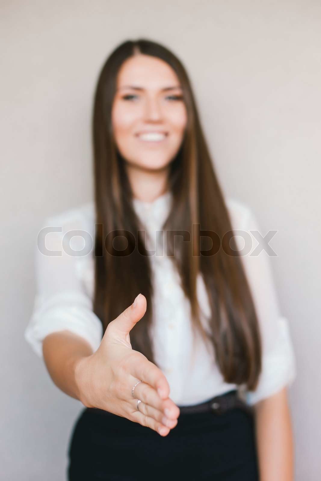 handschlag, frau, hübsch | Stock Bild | Colourbox