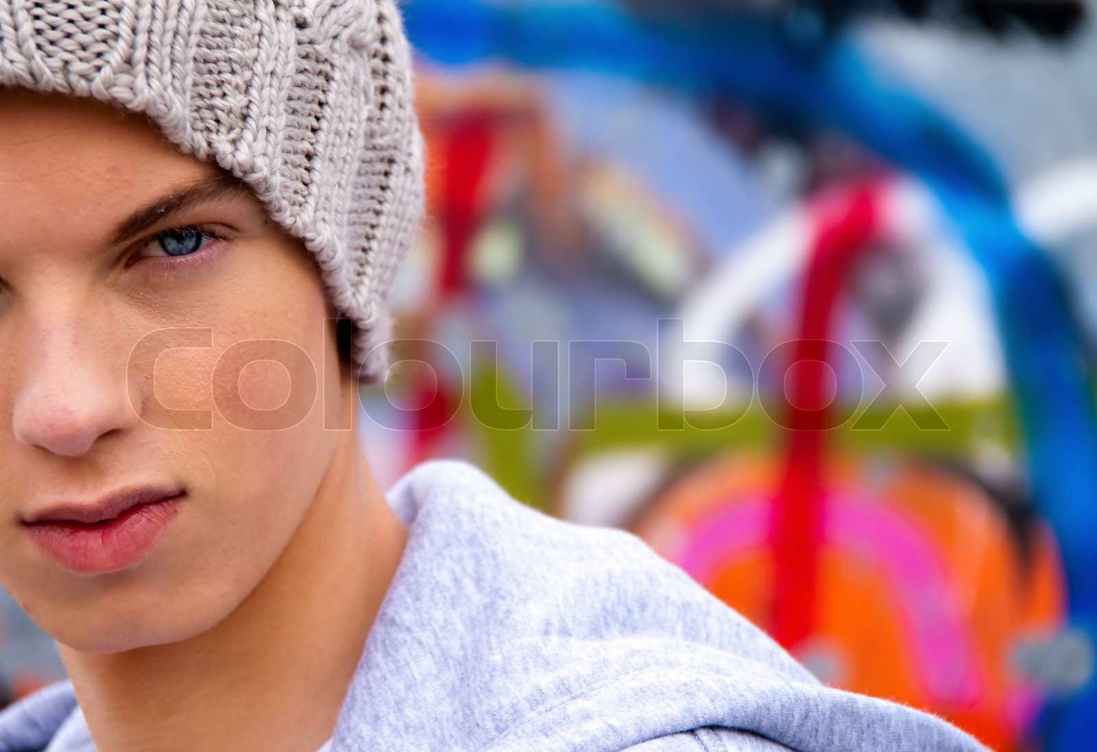 jugendliche, junge, jugendlich | Stock Bild | Colourbox