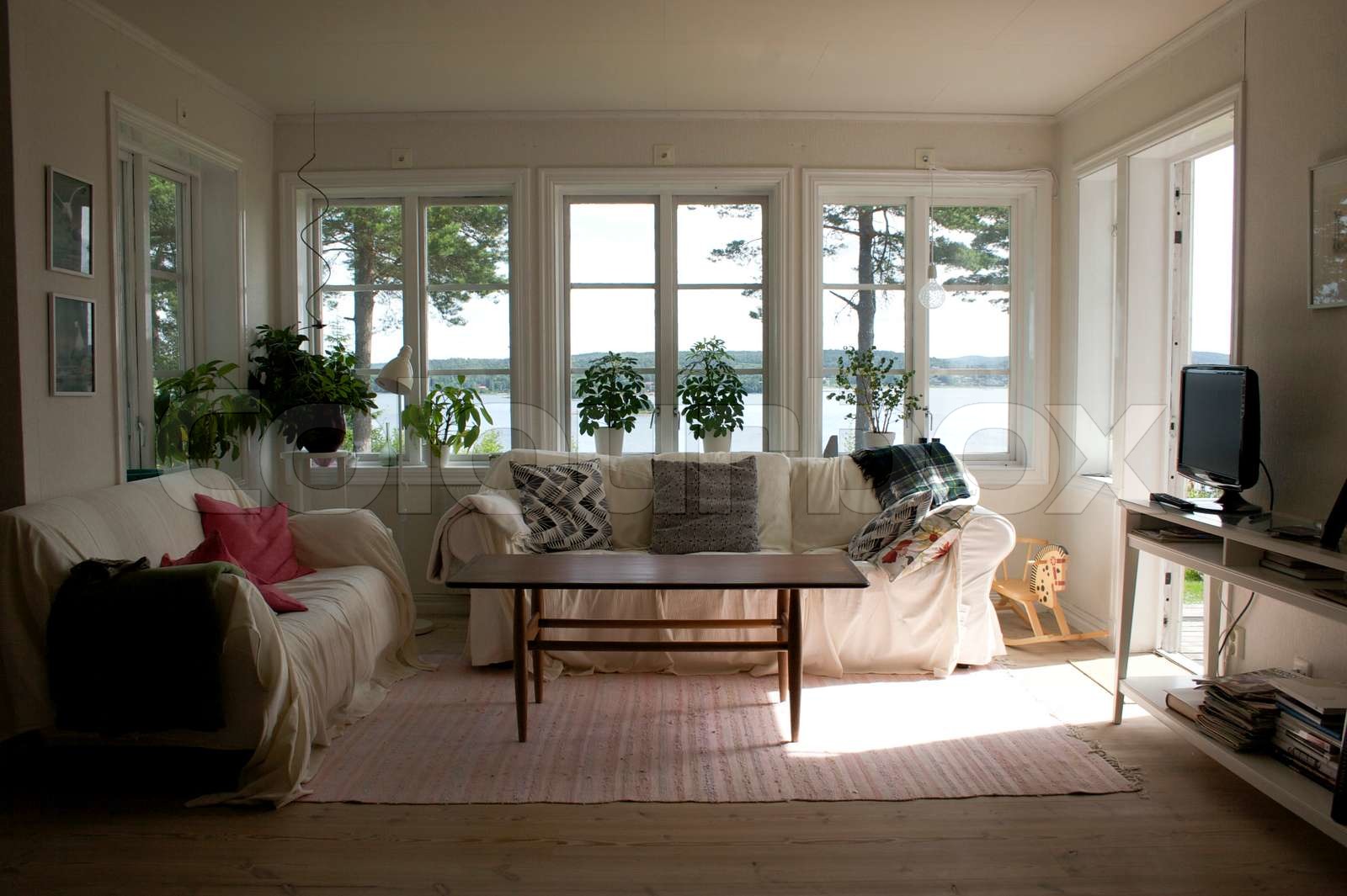 Wohnzimmer | Stock Bild | Colourbox