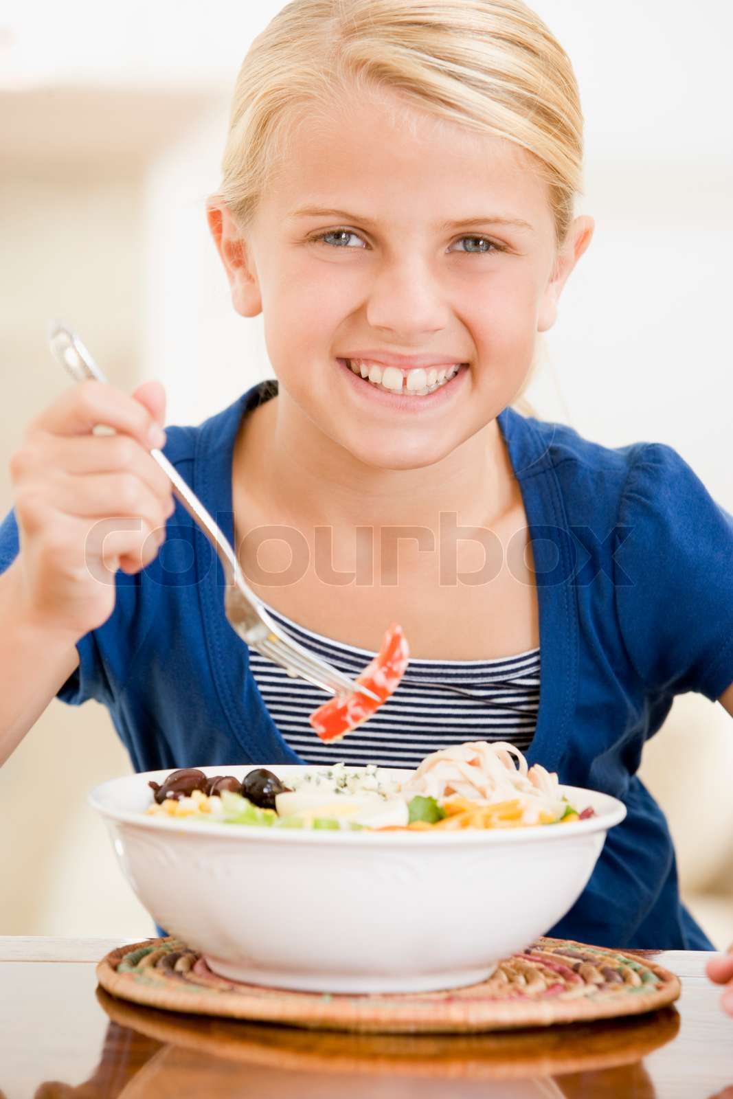 børn, spise, middag | Stock foto | Colourbox