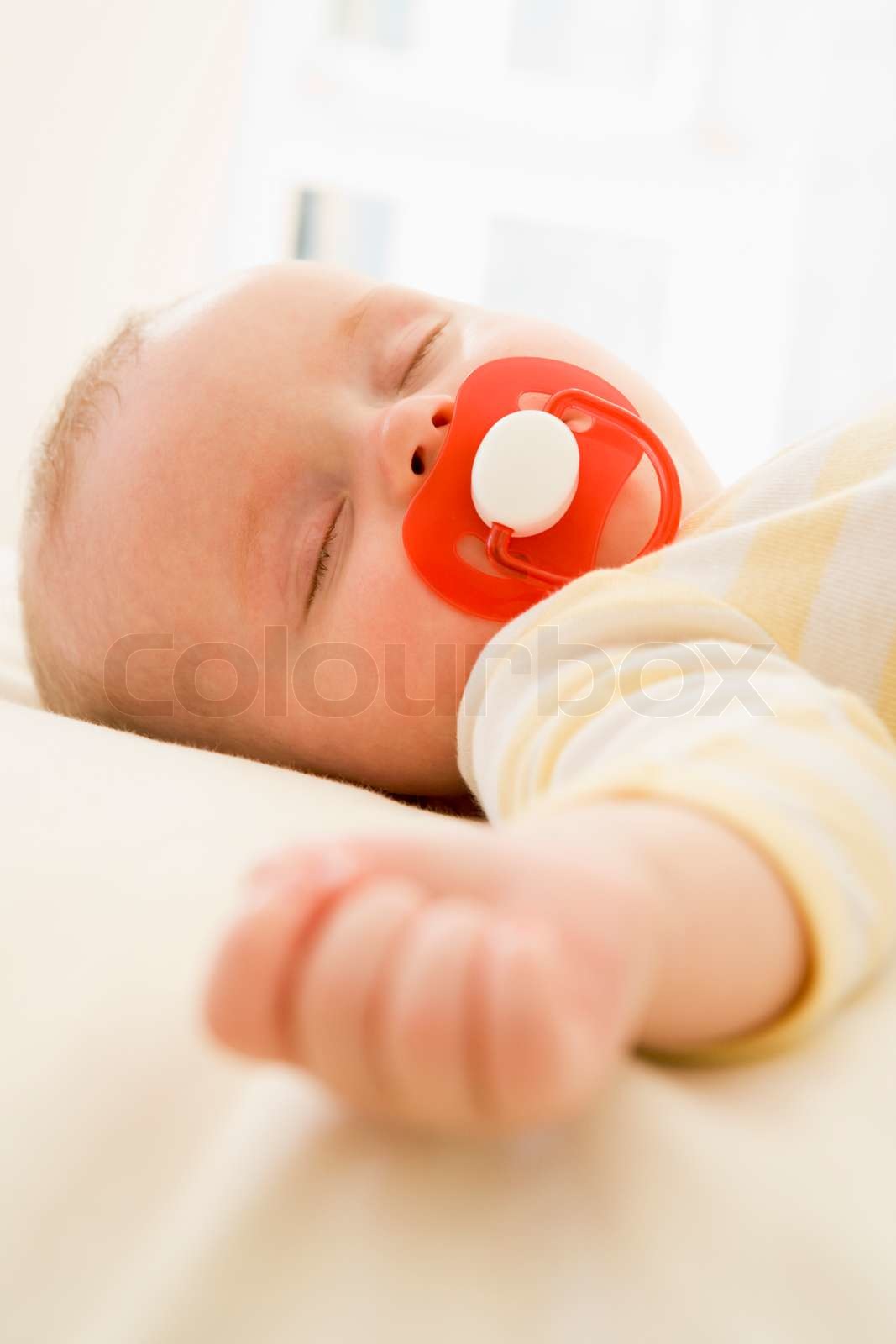 baby, sovende, sut | Stock foto | Colourbox