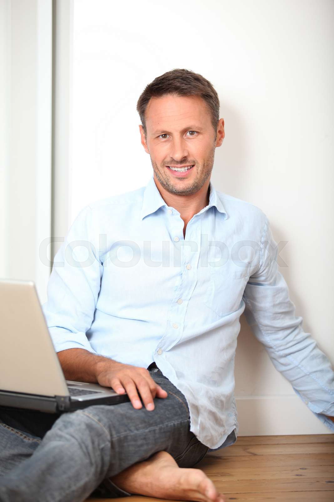 computer, laptop, floor | Stock image | Colourbox