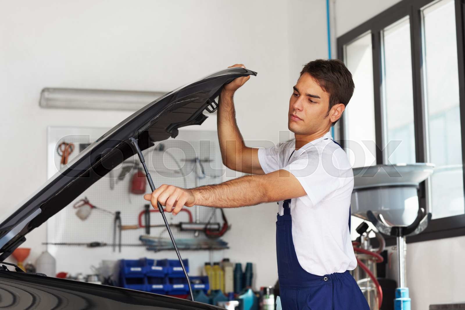 mechanic | Stock image | Colourbox