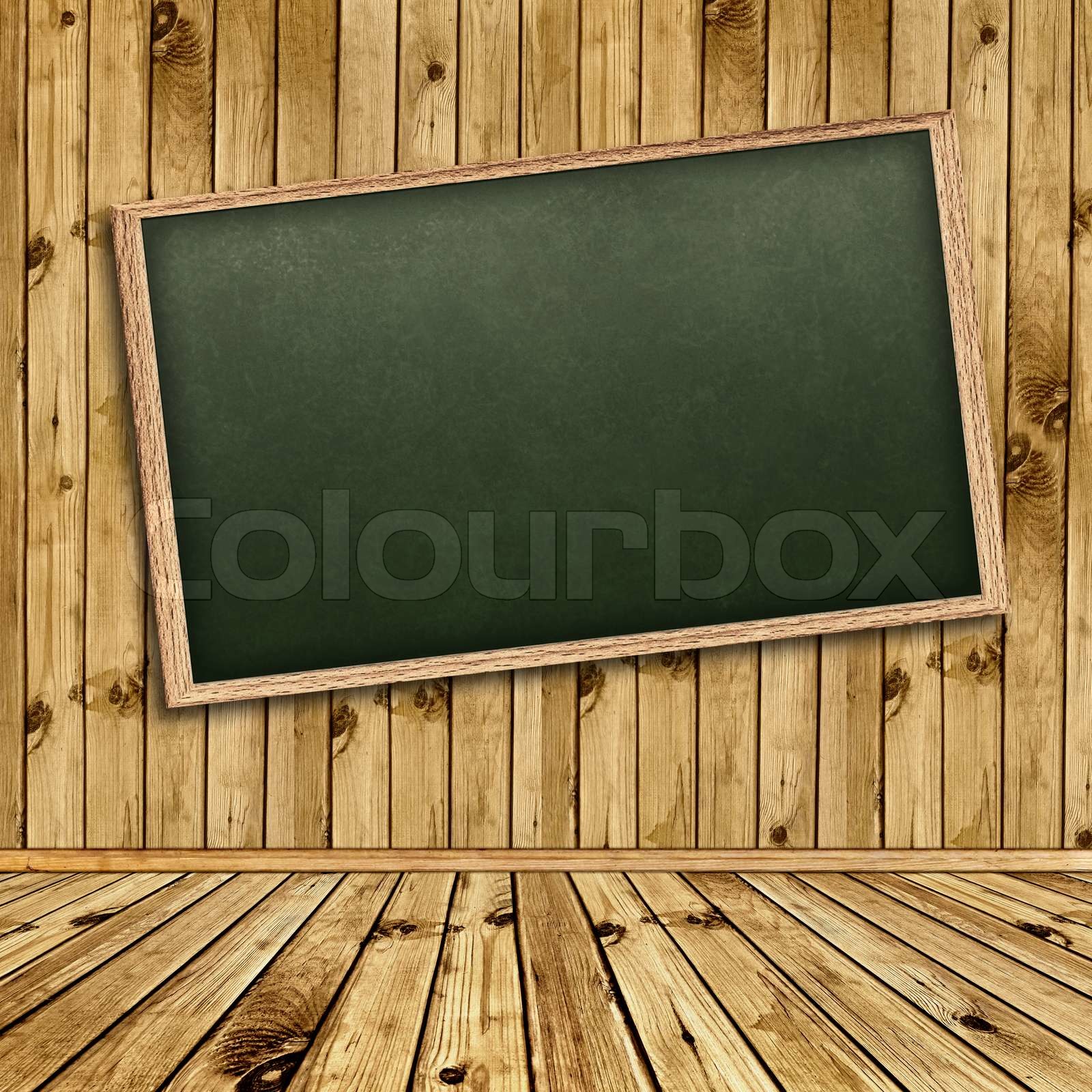 Tomme skolen tavle på væggen i træ interiør | Stock foto | Colourbox