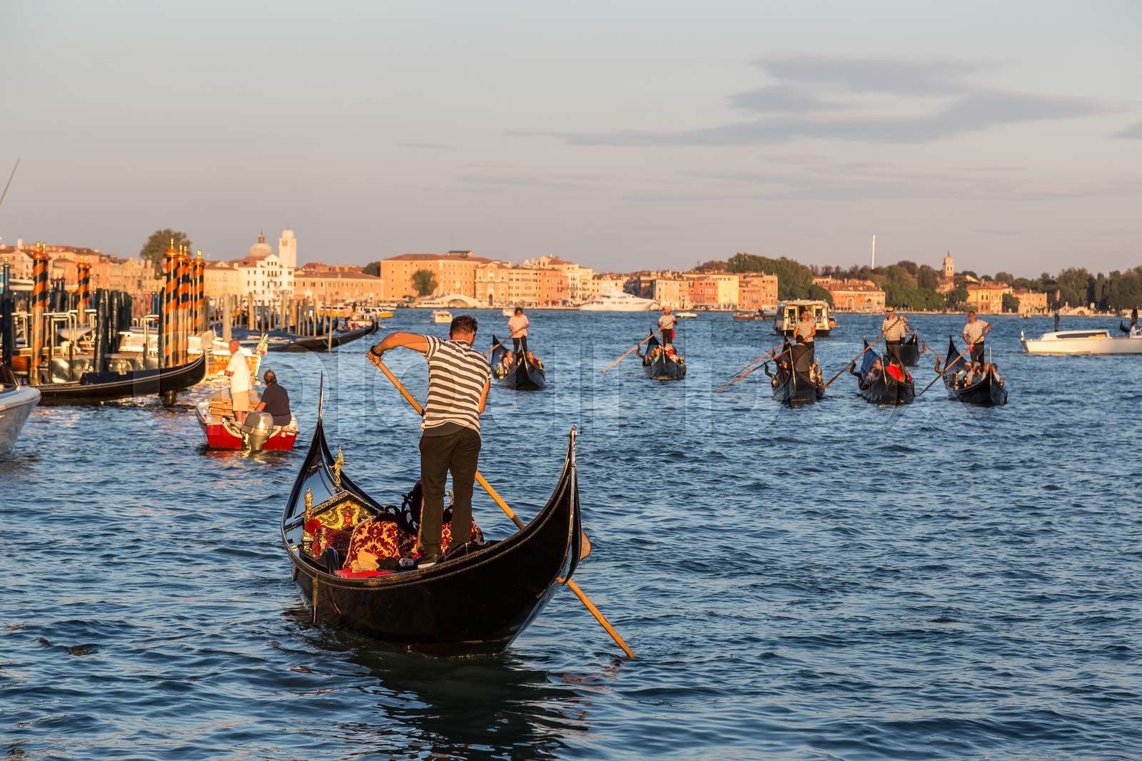 venedig, schiff, ferien | Stock Bild | Colourbox