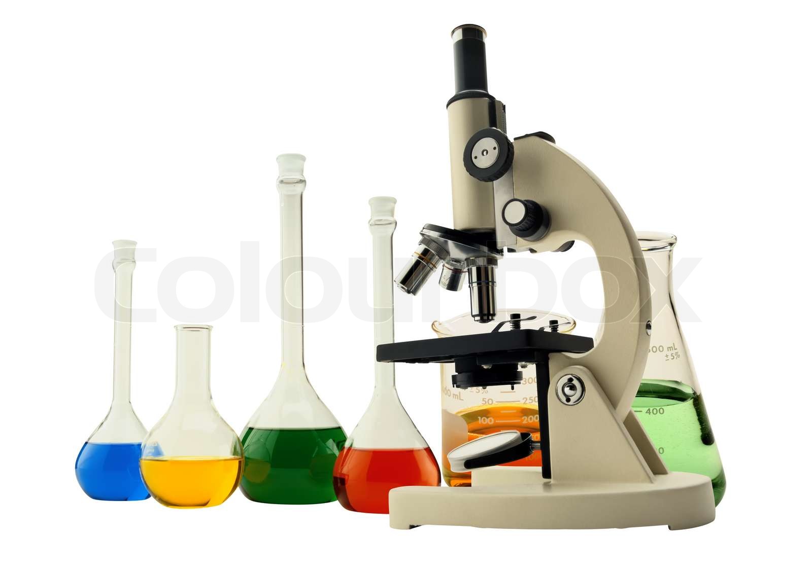 Laboratory Metall Mikroskop und Reagenzgläsern mit Flüssigkeit isoliert ...