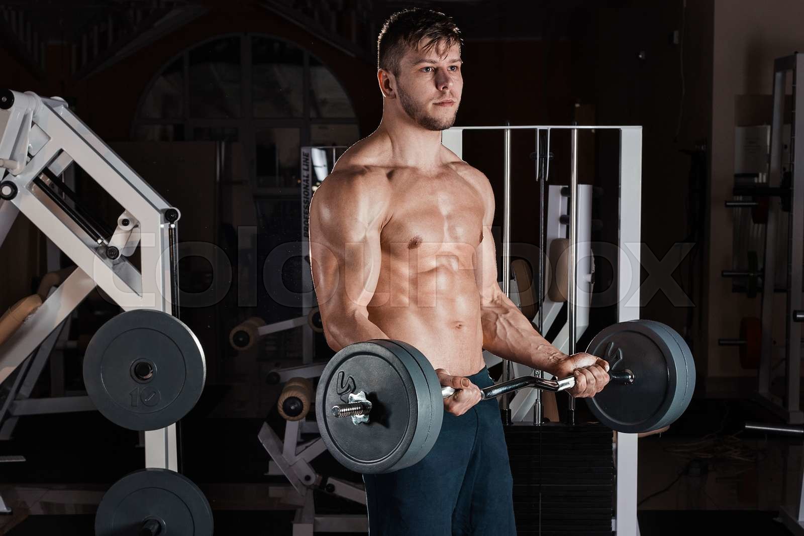 muskelspiel, mann, muskulös | Stock Bild | Colourbox