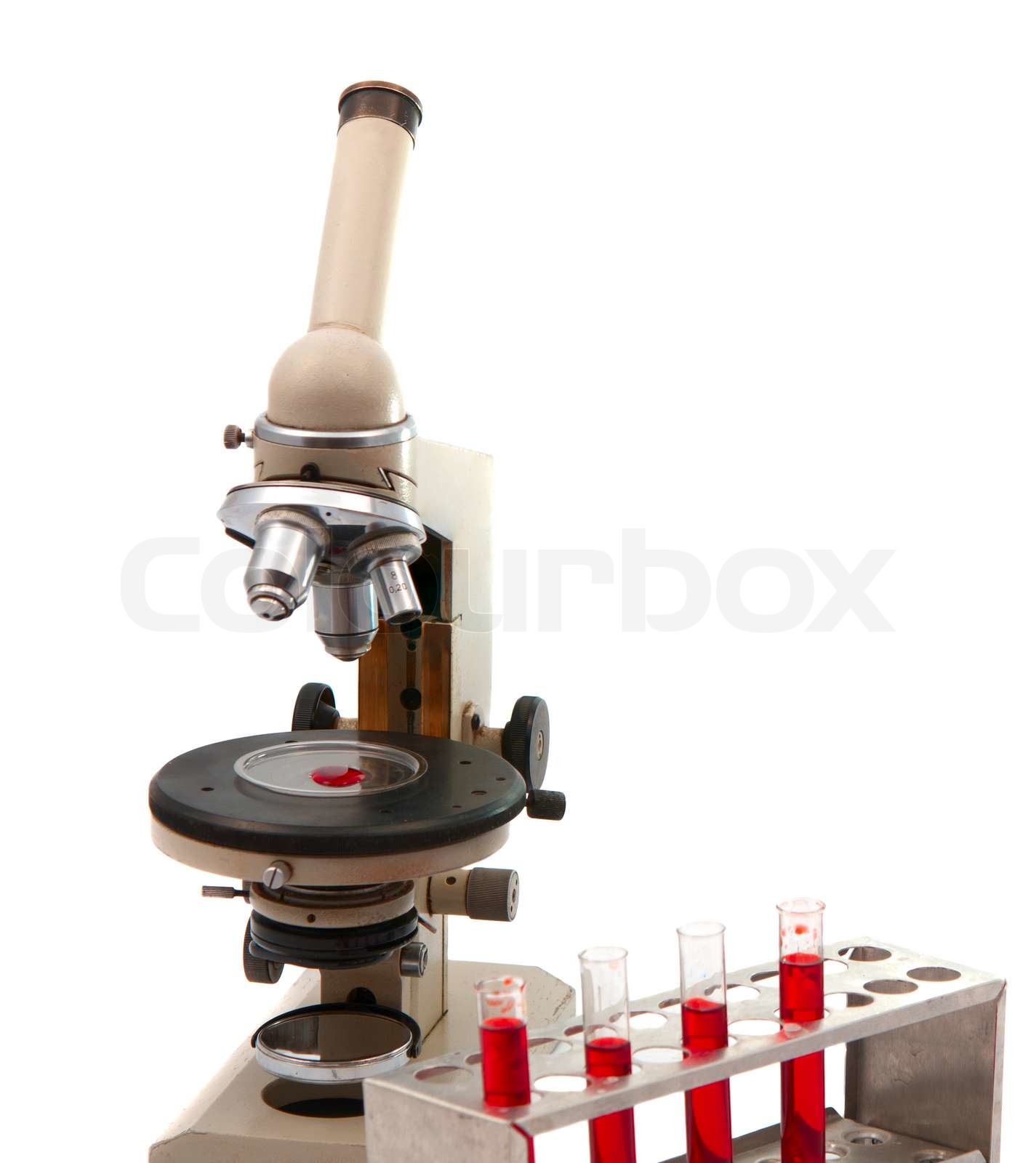 laboratorie mikroskop på en hvid baggrund | Stock foto | Colourbox