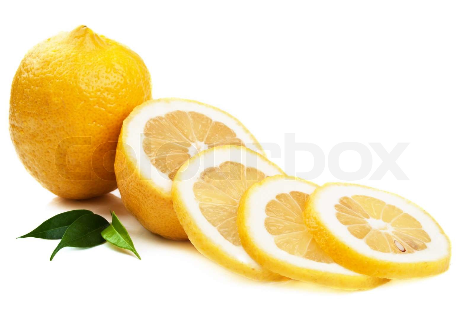 frisk citron isoleret på en hvid baggrund | Stock foto | Colourbox