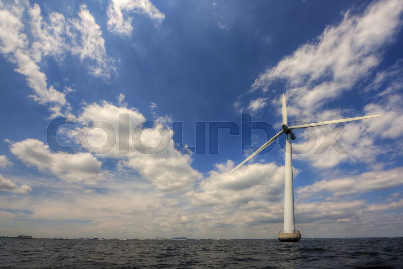 Vindmøller til havs | Stock foto | Colourbox