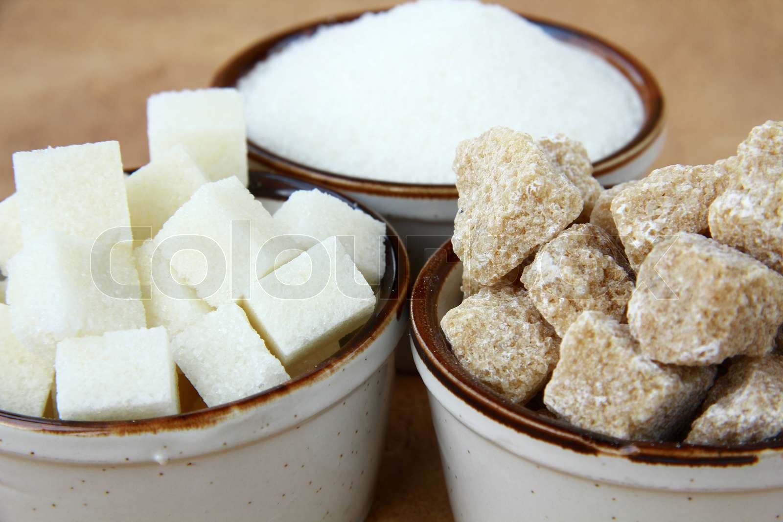 Flere typer af sukker - raffineret sukker , brun farin og melis | Stock ...