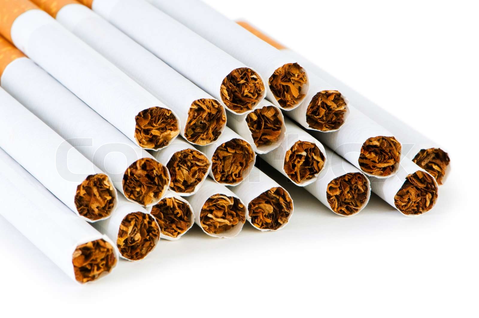 Rygning cigaretter isoleret på den hvide baggrund | Stock foto | Colourbox