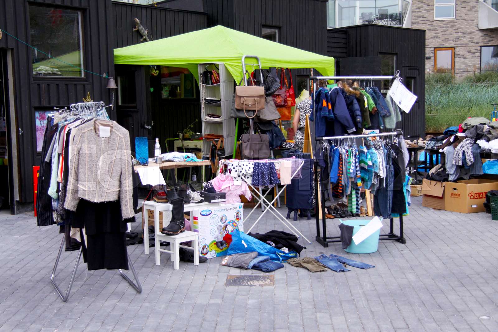 Loppemarked loppetorv | Stock foto | Colourbox