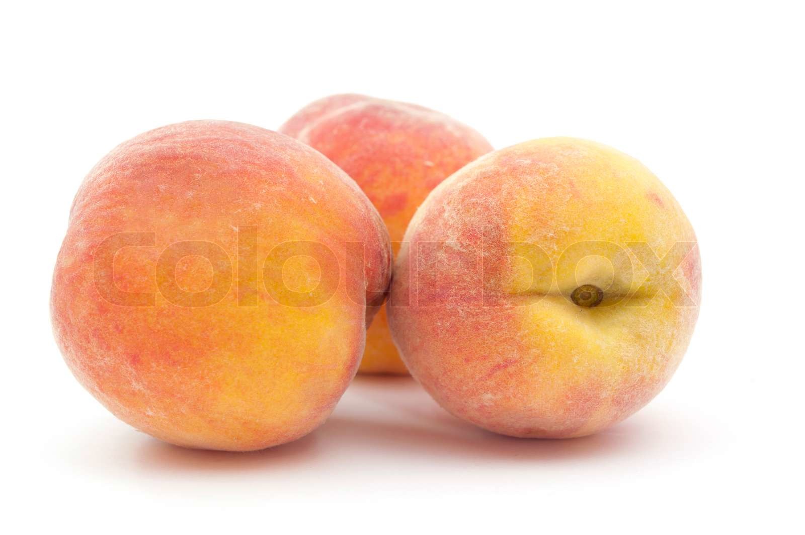 fersken på en hvid baggrund | Stock foto | Colourbox