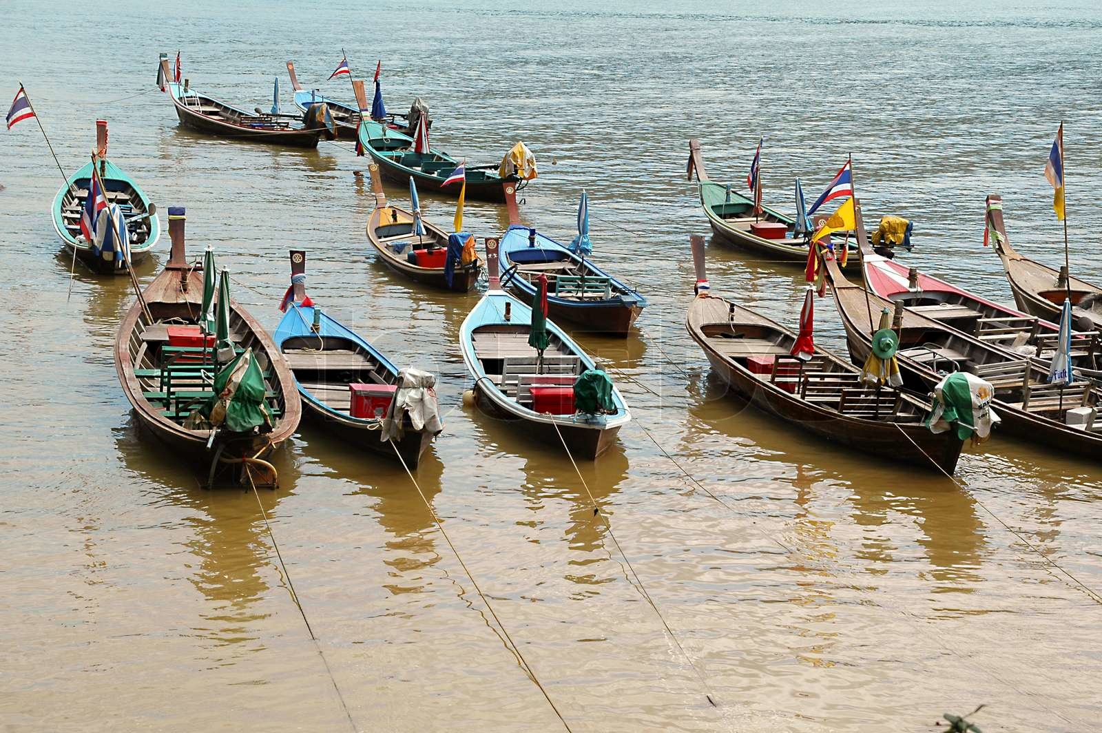 Viele Boote im Wasser | Stock Bild | Colourbox