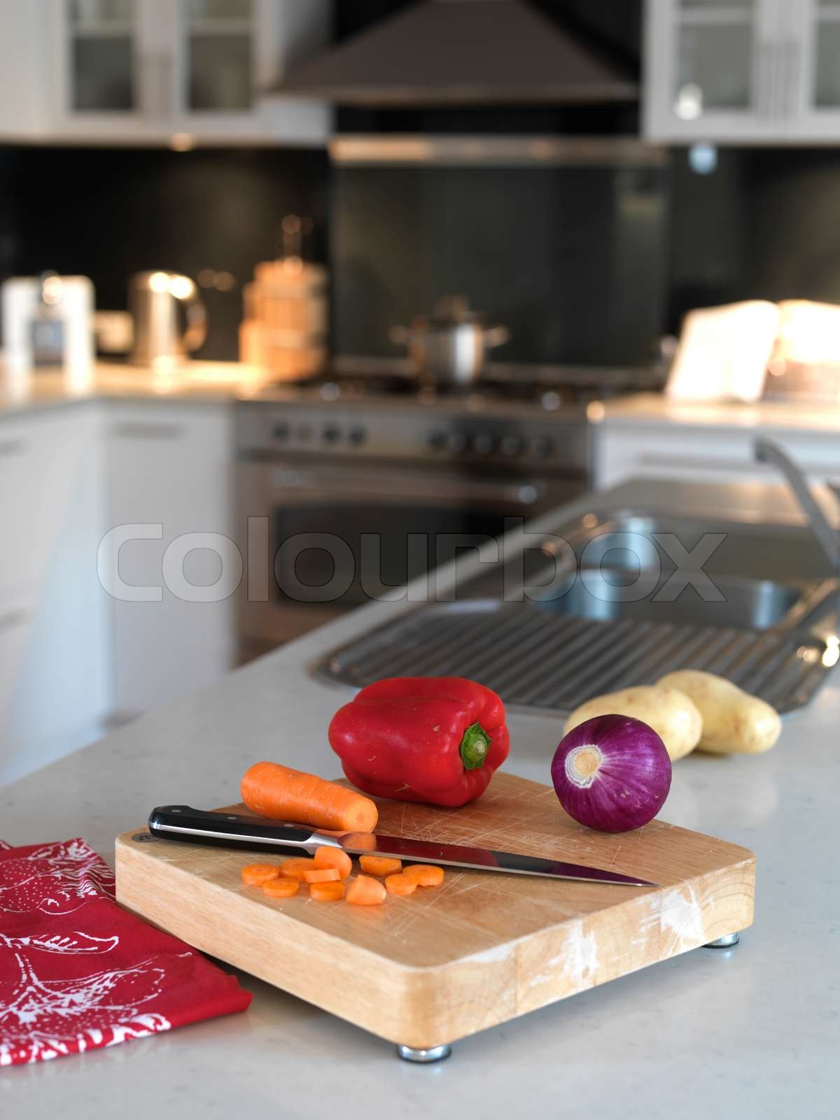 Eine moderne Küche , die zur Zubereitung von Speisen verwendet | Stock ...