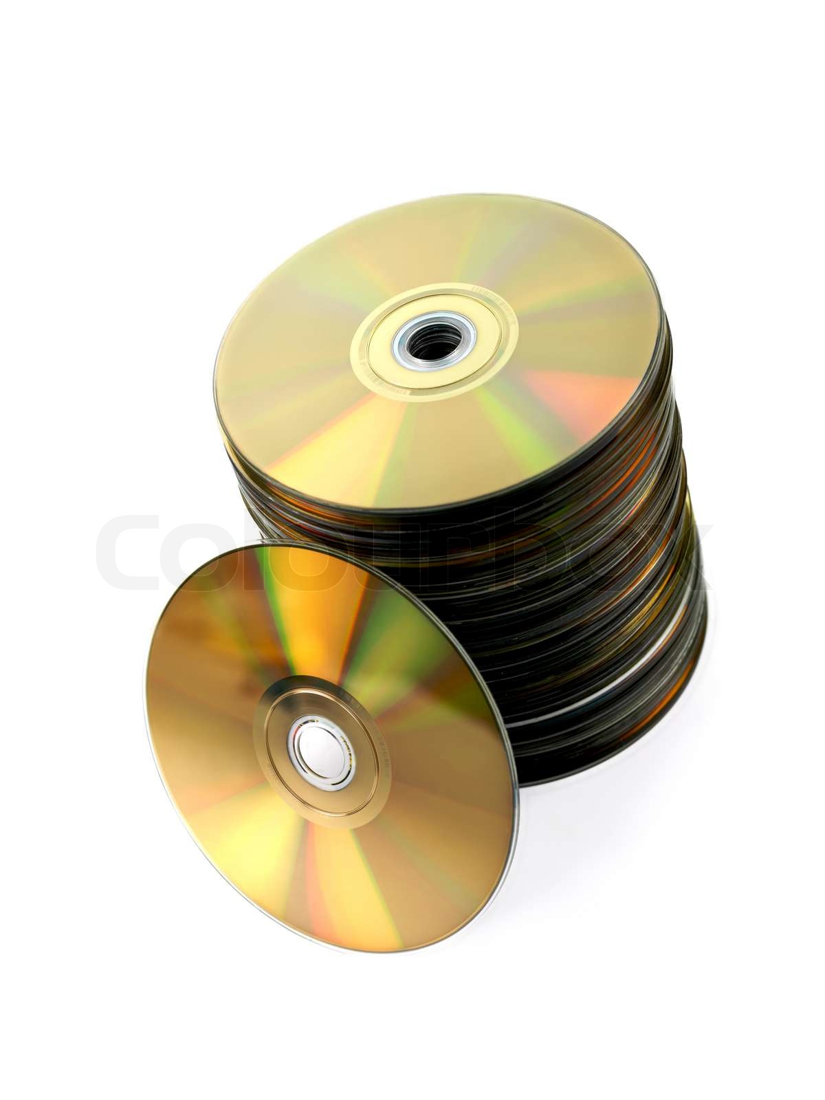 Ein Bestand von Compact Discs vor einem weißen Hintergrund isoliert ...