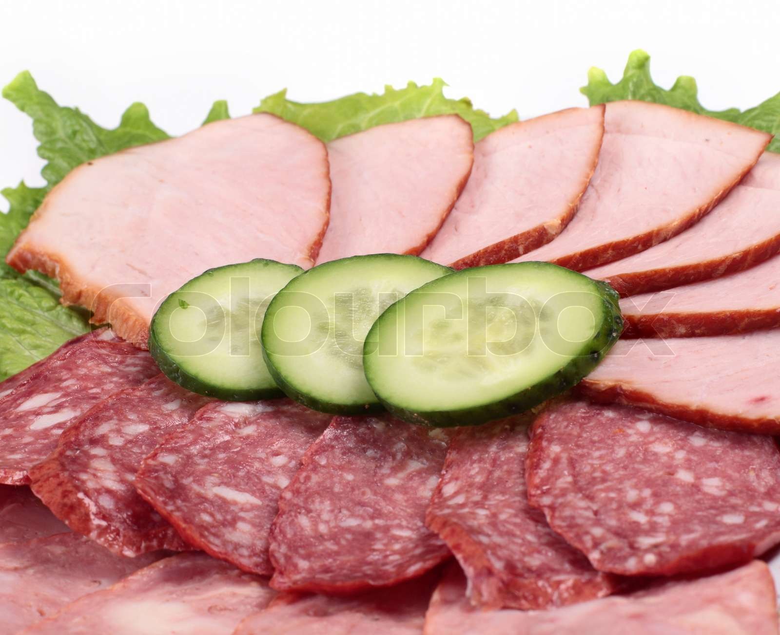 verschiedenen Wurst mit Gemüse close up | Stock Bild | Colourbox