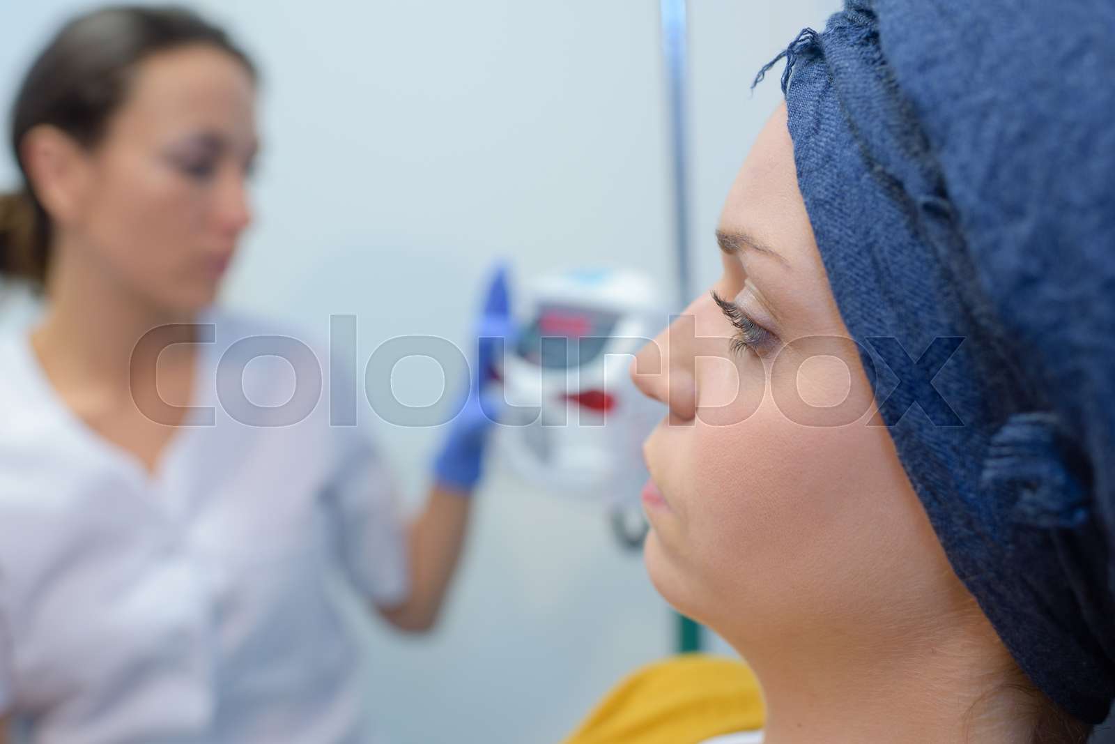 Nurse activating chemotherapy machine | Stock image | Colourbox