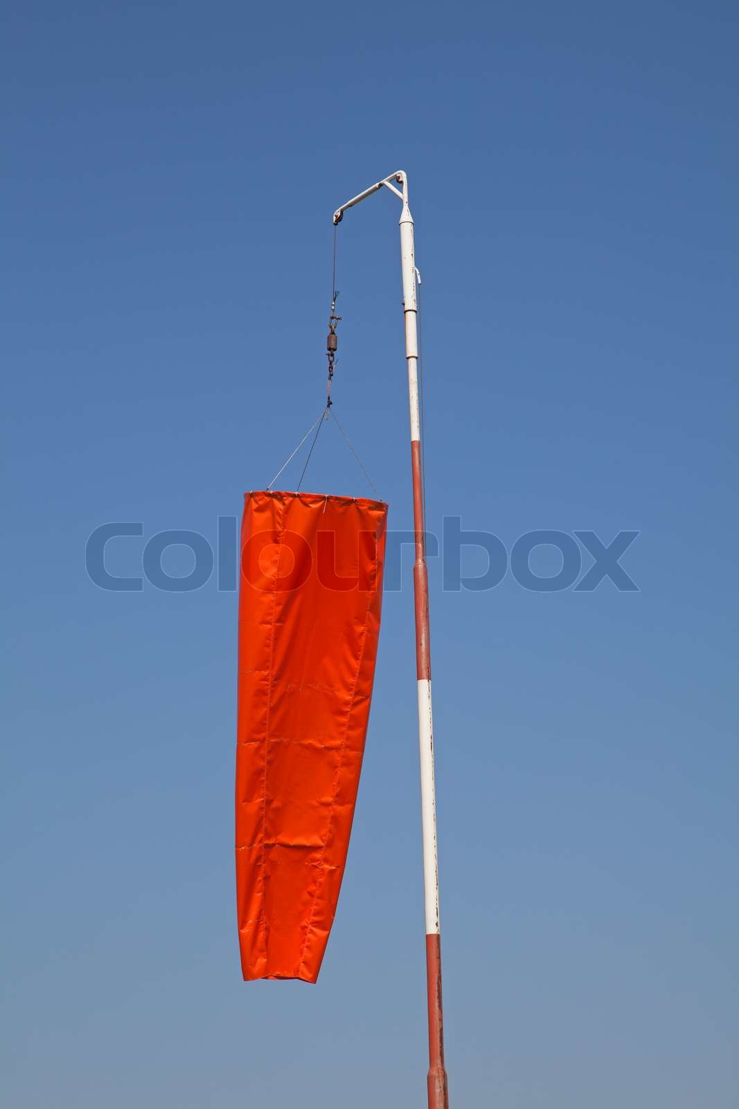 " Windsack " zeigt kein Wind auf dem Flugplatz | Stock Bild | Colourbox