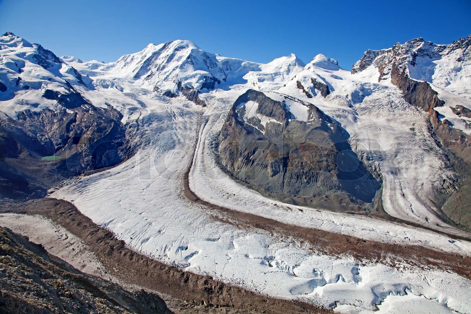 Schmelzende Gletscher in den Schweizer Alpen | Stock Bild | Colourbox