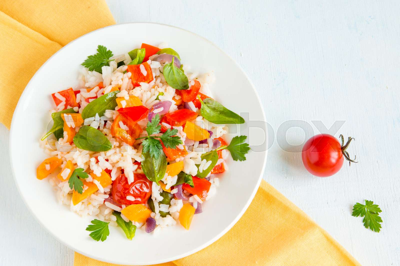 vegetarisch, teller, essen | Stock Bild | Colourbox