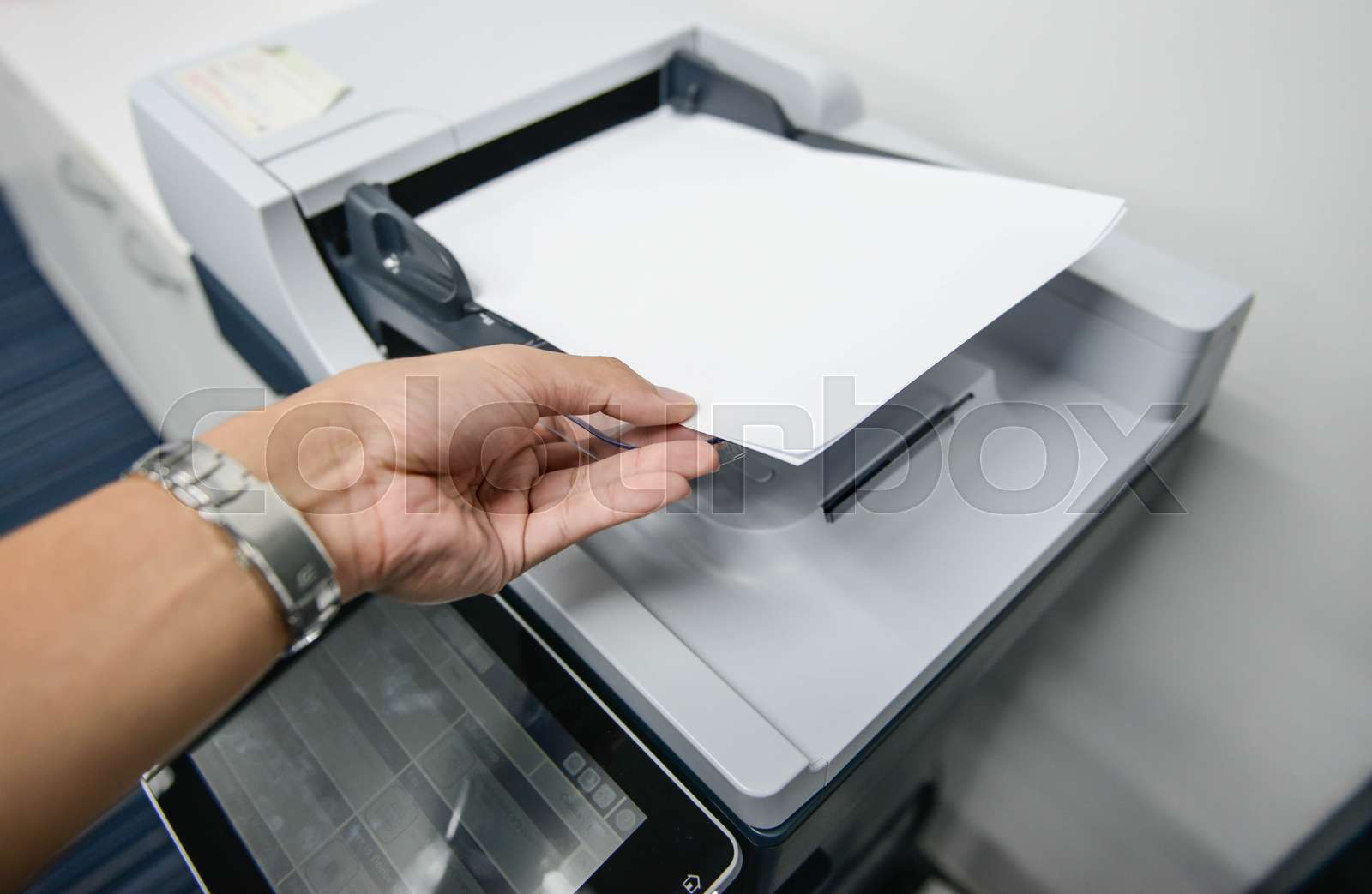 Using the printer to scanning the document | Stock image | Colourbox
