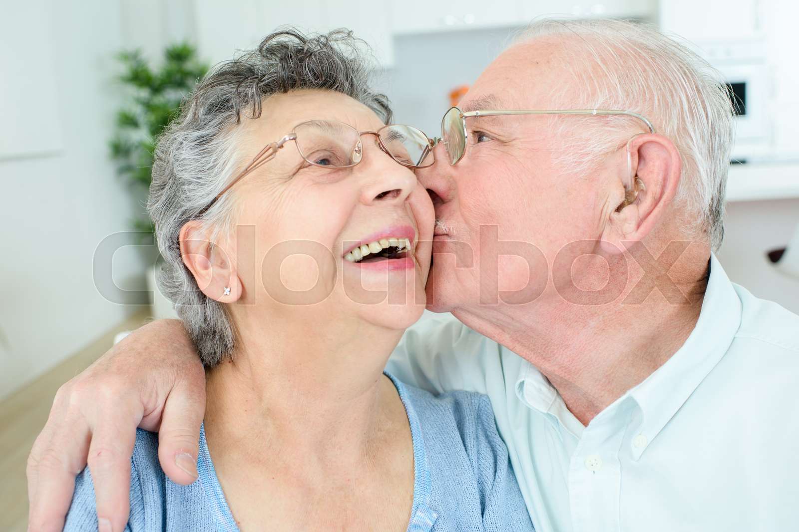 kiss | Stock image | Colourbox