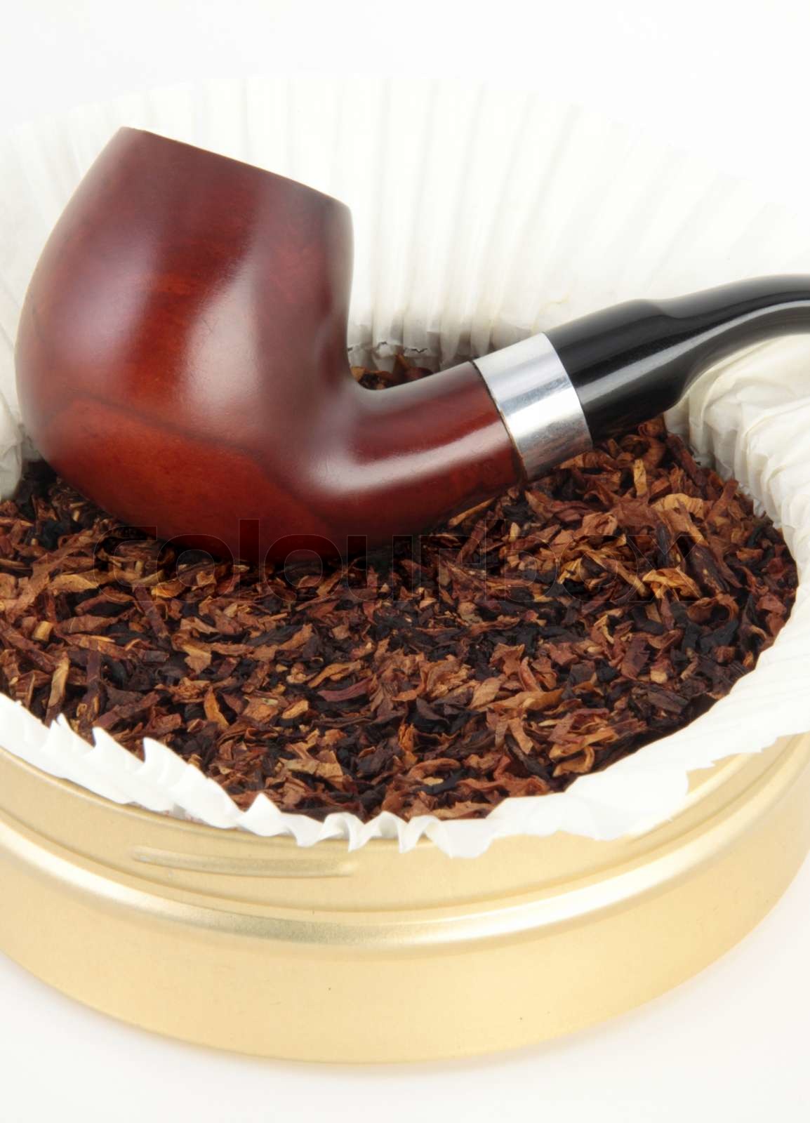 Træ ryge pibe og tobak isoleret på hvidt | Stock foto | Colourbox