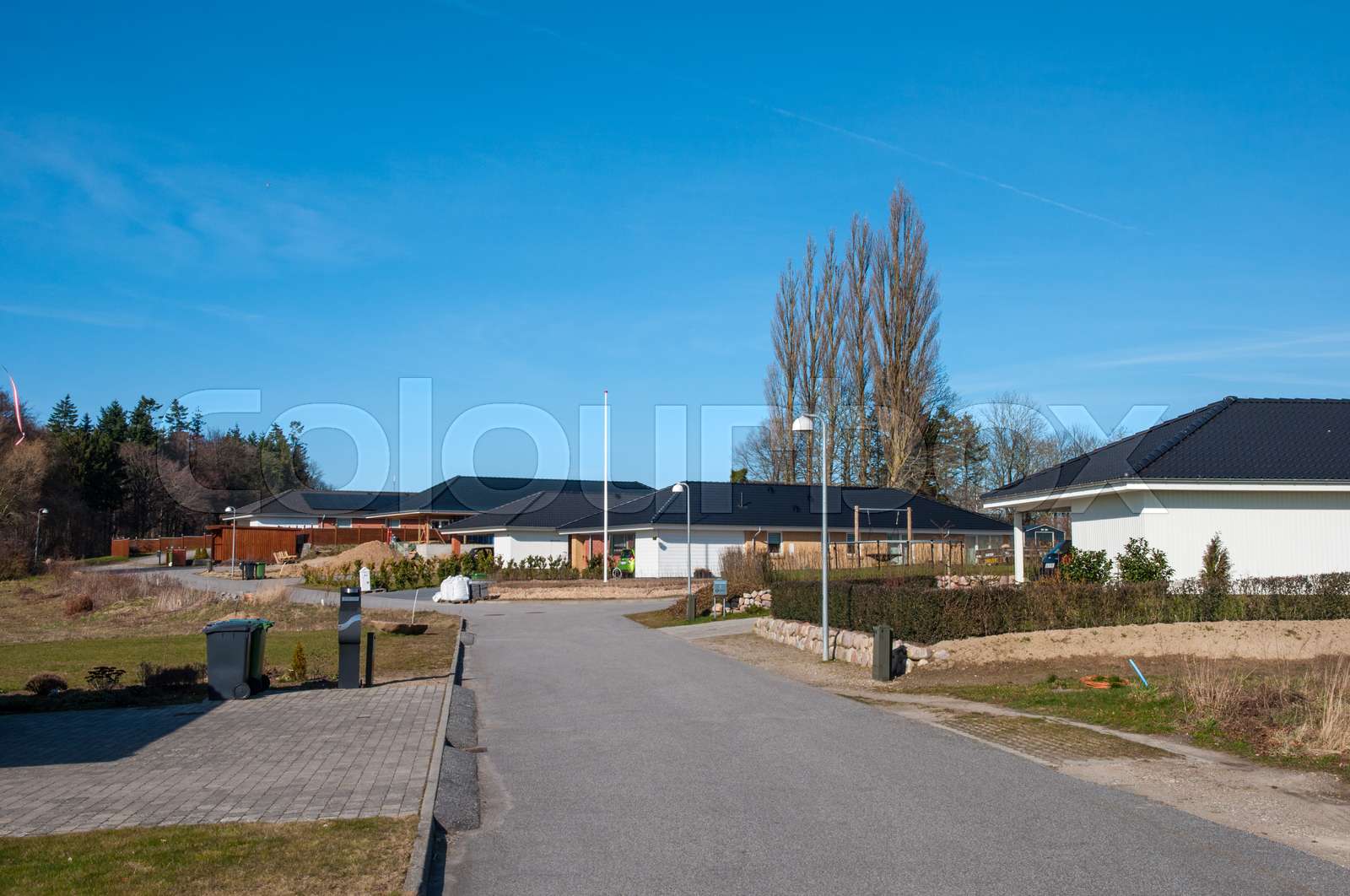 Parcelhuse ved Dalvænget i Nyråd | Stock foto | Colourbox