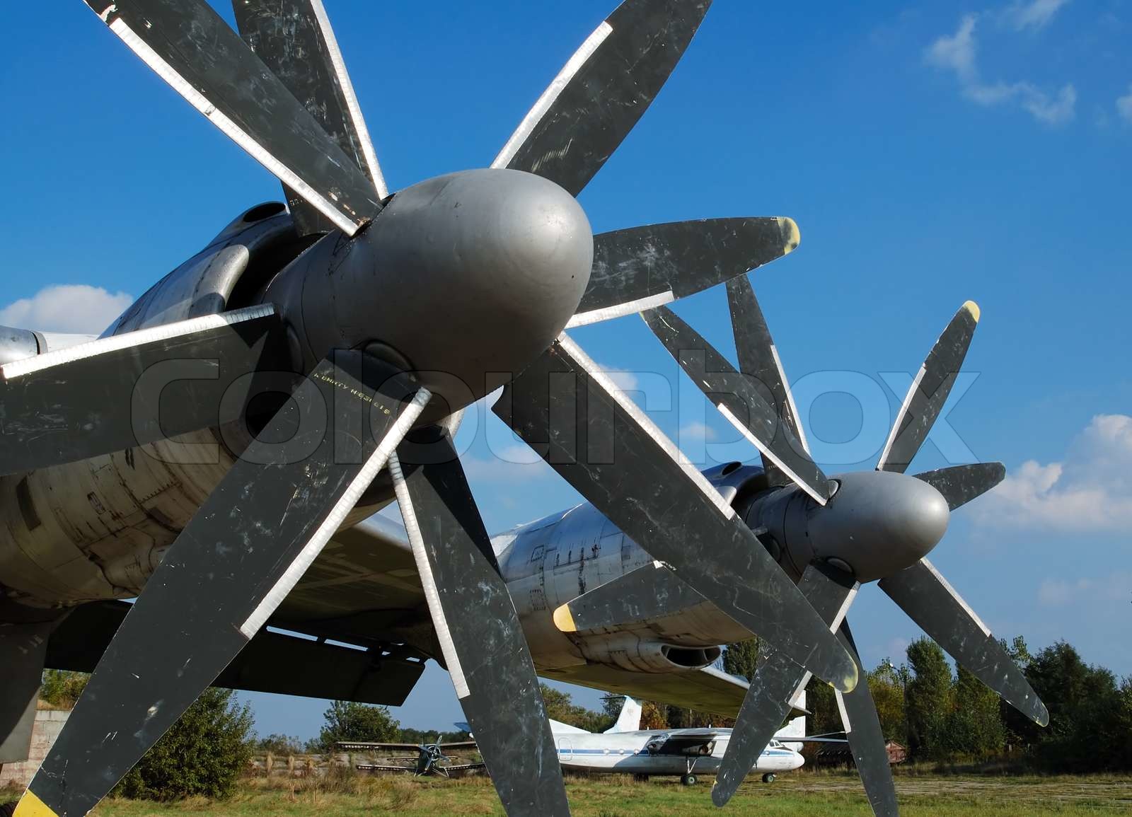 propeller stor flyvemaskine | Stock foto | Colourbox