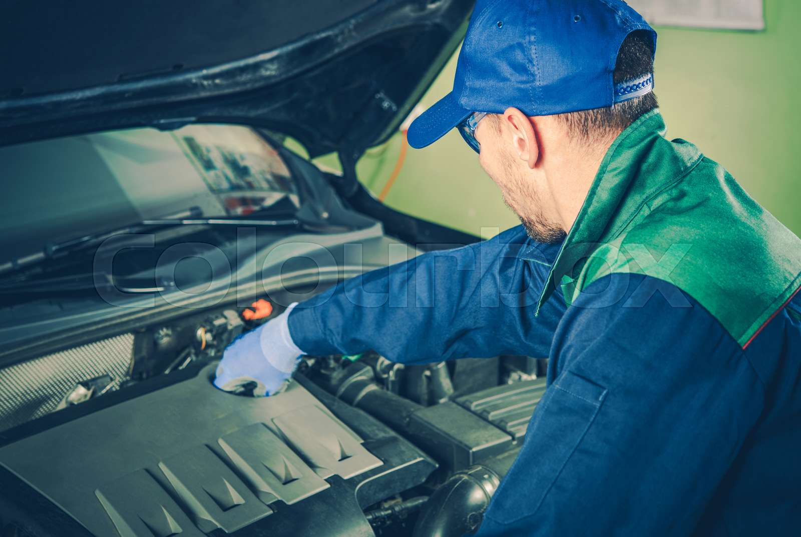 Vehicle Service Maintenance | Stock image | Colourbox