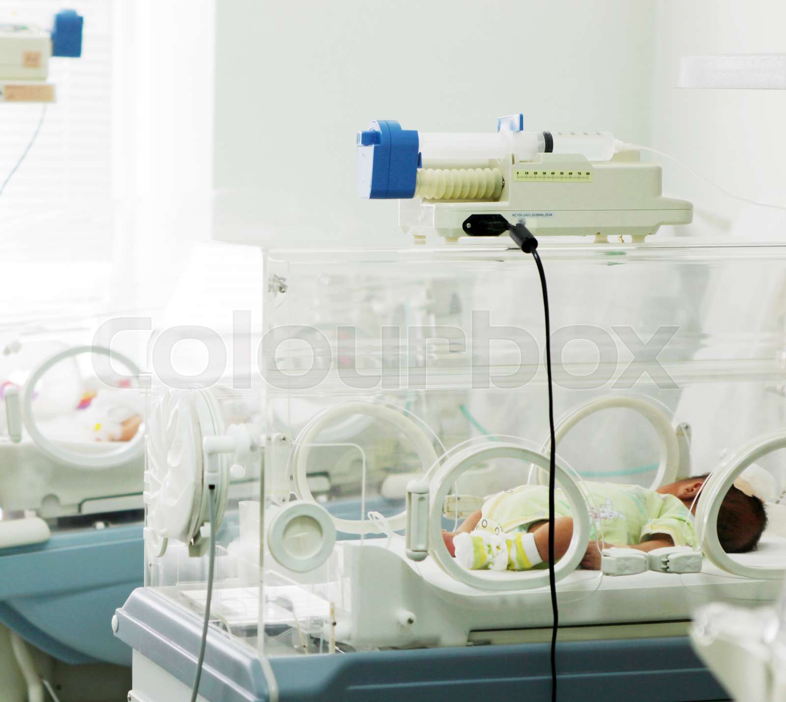 newborn baby in hospital | Stock image | Colourbox