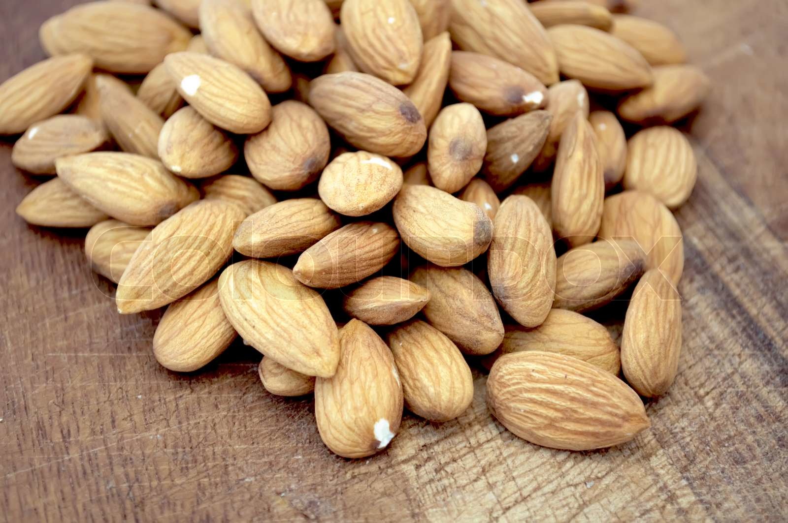 süße Mandeln | Stock Bild | Colourbox