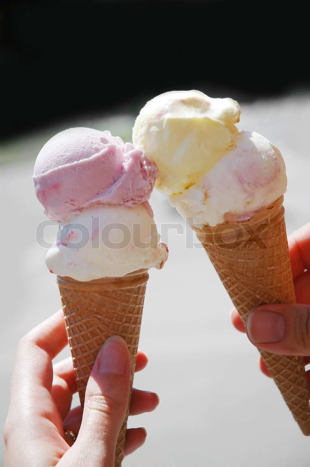 Eis Mit Langen Zapfen
