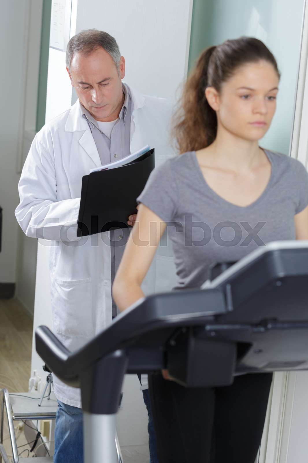 patient using treadmill in hospital physiotherapy department | Stock ...