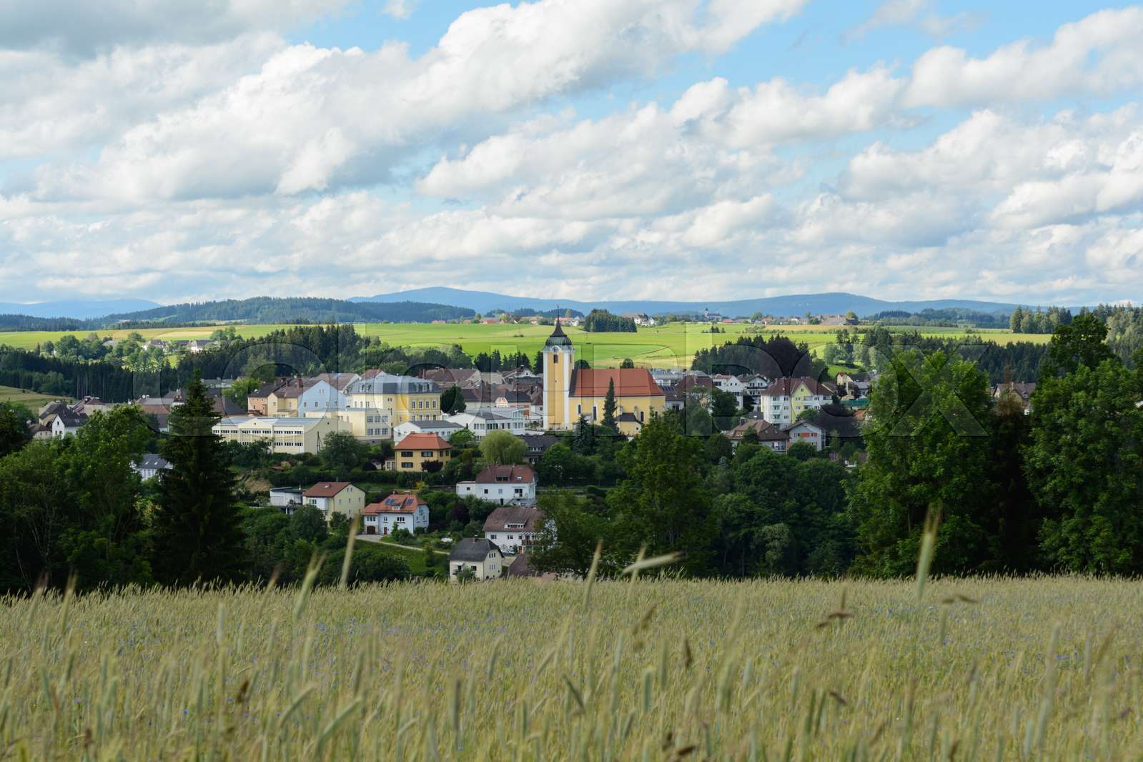 ländliche idyllische Landgemeinde Neufelden - Austria | Stock Bild ...