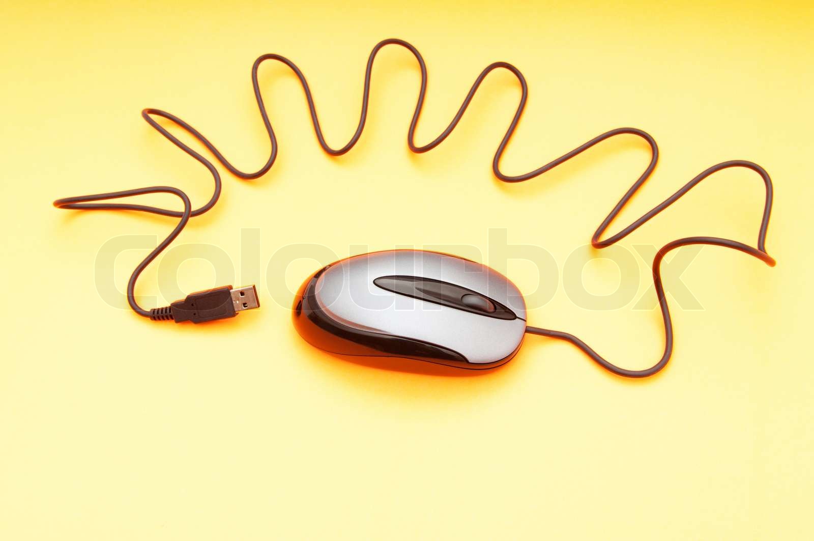 Computer musen på baggrunden - Teknologi koncept | Stock foto | Colourbox