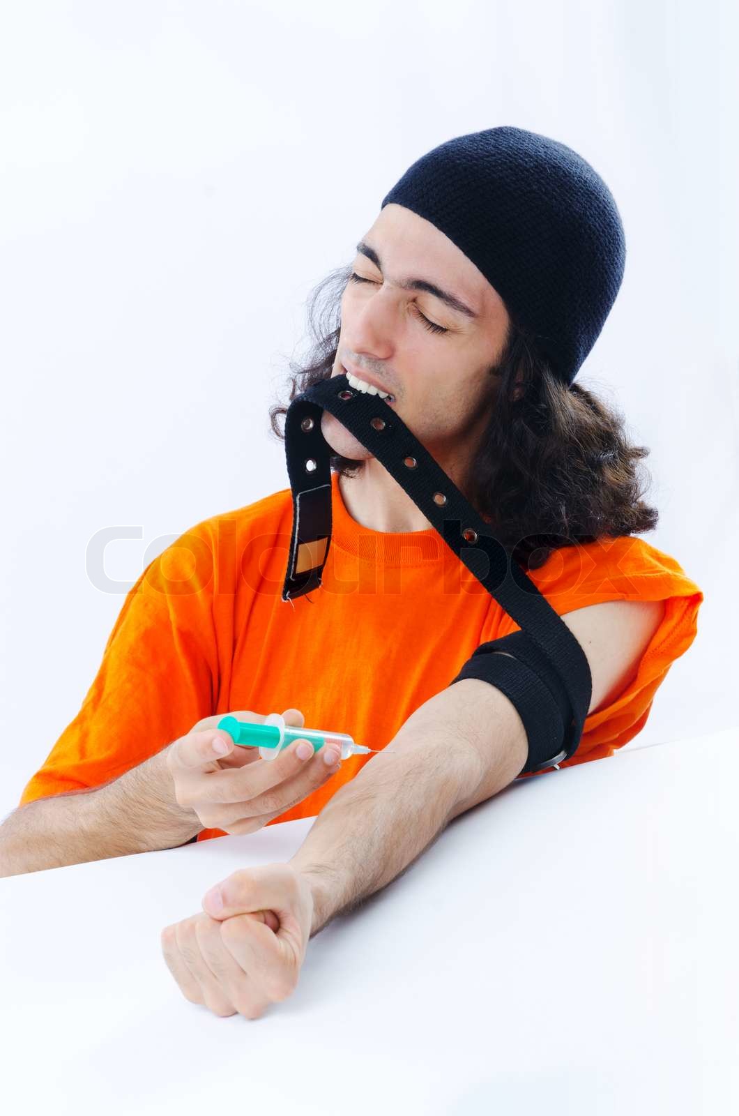 Young druc narkoman med sprøjte | Stock foto | Colourbox