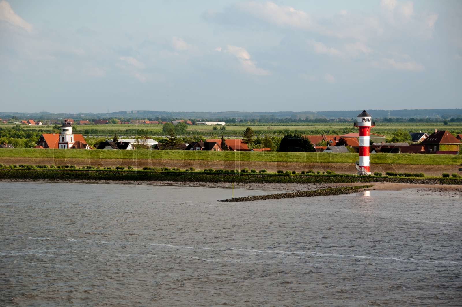 Landbruget område kaldet " Altes Land " på Elben nær Hamburg, Tyskland ...