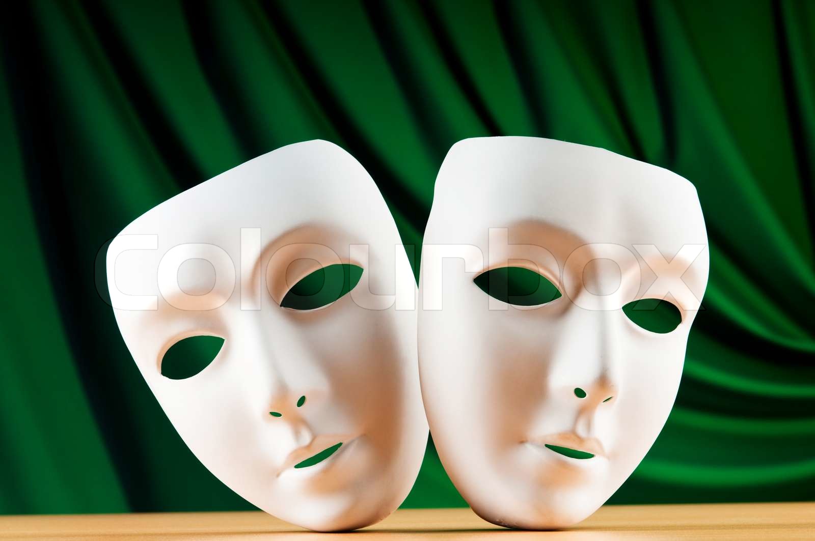 Masken mit Theater-Konzept | Stock Bild | Colourbox