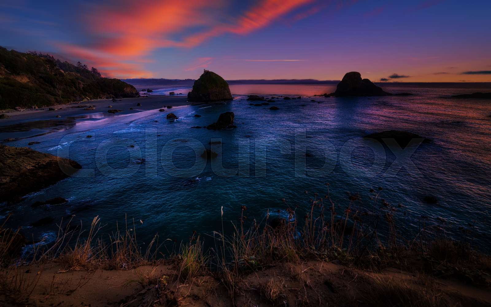 Colorful Northern California Sunset at the Beach | Stock image | Colourbox