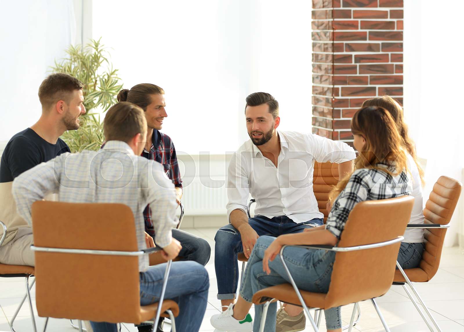 team members argue at the workshop | Stock image | Colourbox