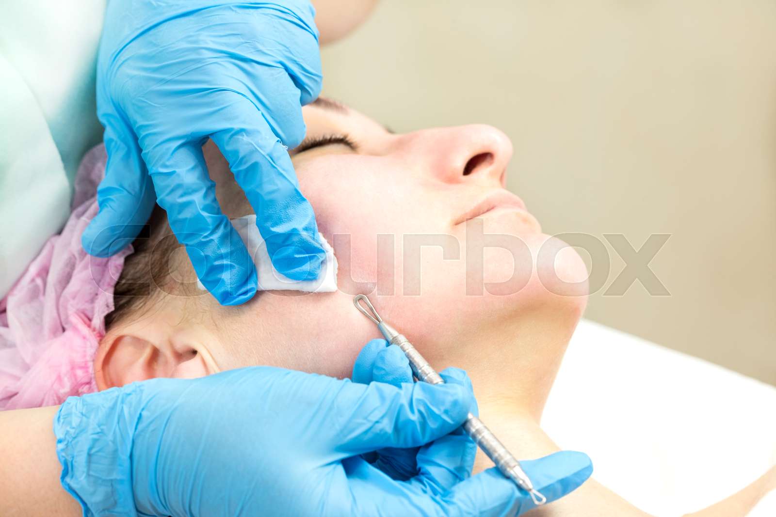 Deep cleansing of the skin on the female face with tools | Stock image ...