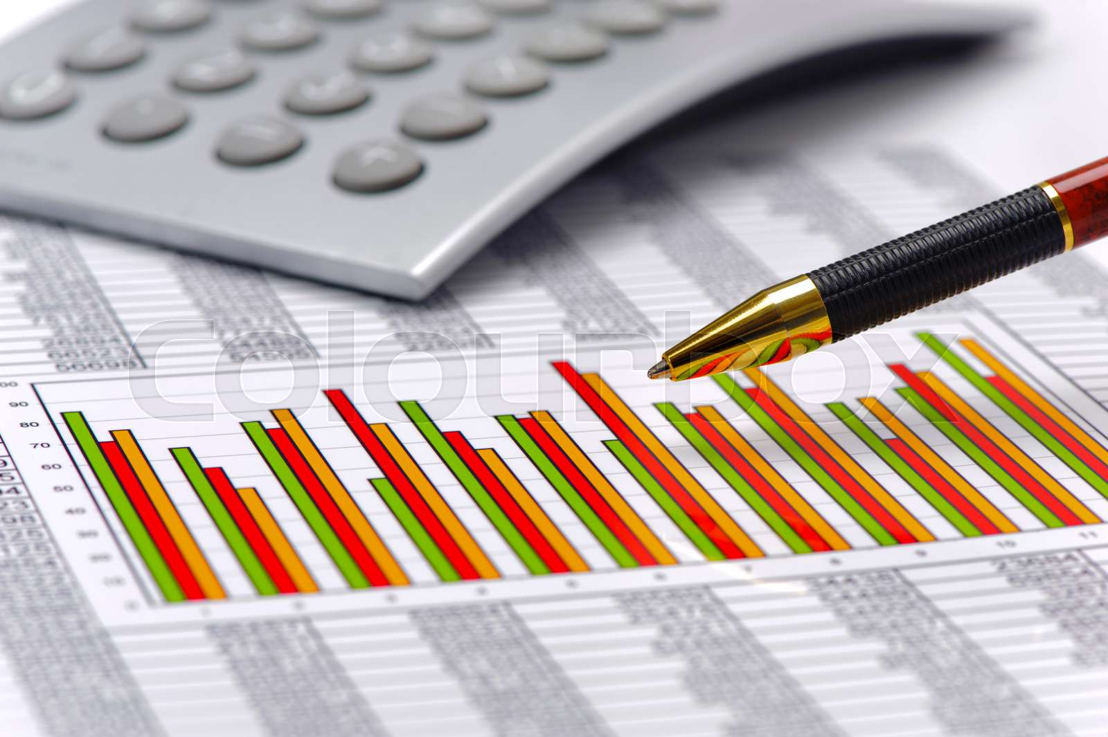 Finanzen, Geldanlage mit Chart und Börse | Stock Bild | Colourbox